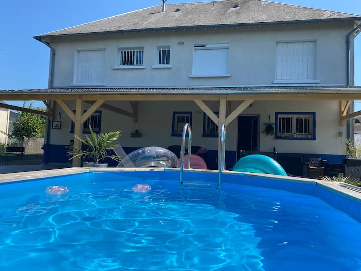 Maison Familiale Avec Grand Jardin&piscine&trampo - Blois