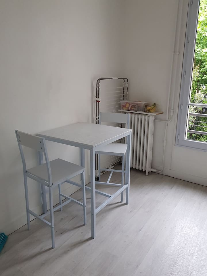 Chambre Mansardée - Noisy-le-Sec