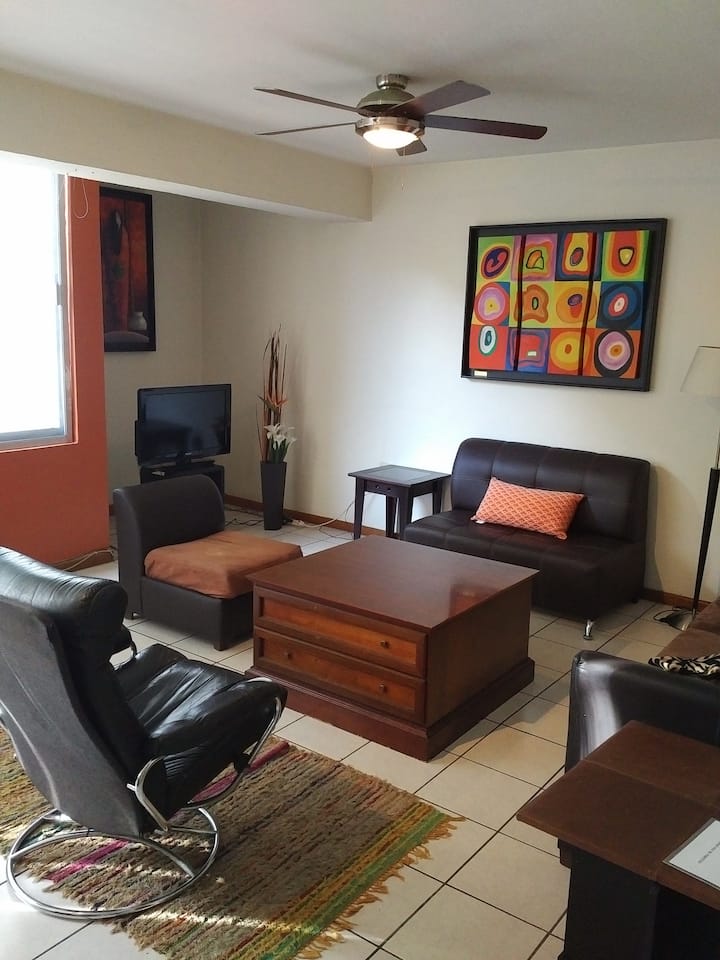 In The Heart Of Guadalajara, Best Location! - メキシコ グアダラハラ