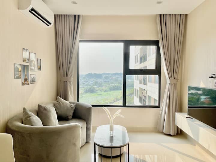 Vinhomes Luxury 1br Apartment With Park View - Bien Hoa
