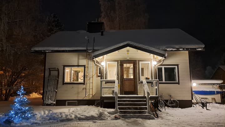 2 Makuuhuoneen Huoneisto Omakotitalon Yläkerrassa - Rovaniemi