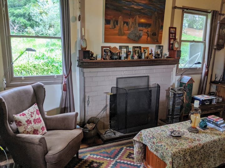 Cosy Cottage With Panoramic Winery & Valley Views - Red Hill