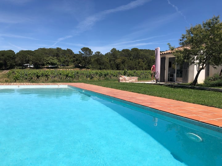 Appartement Avec Piscine - Pierrefeu-du-Var