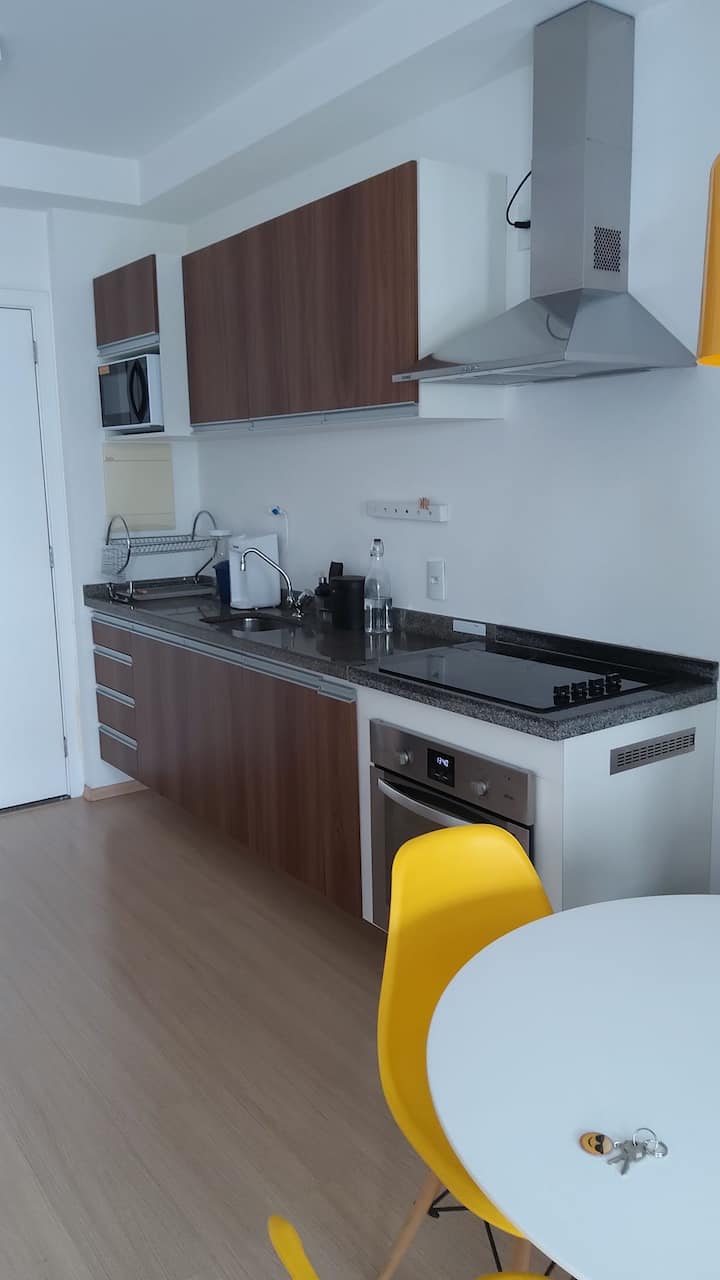 Studio Espaçoso Próximo Ao Shopping Frei Caneca - São Paulo