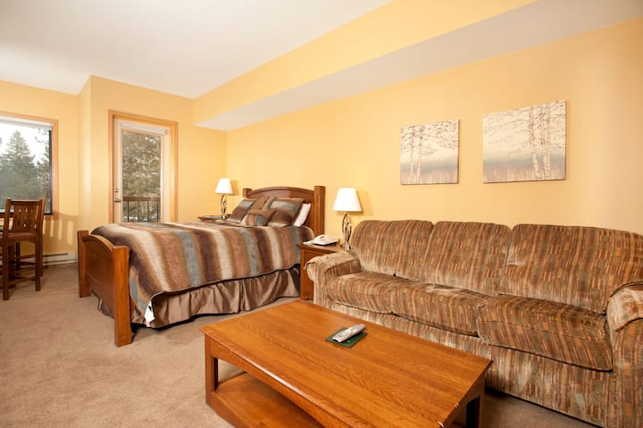 Bright Mountain Condo For 4 With Full Kitchen - キーストーン, CO