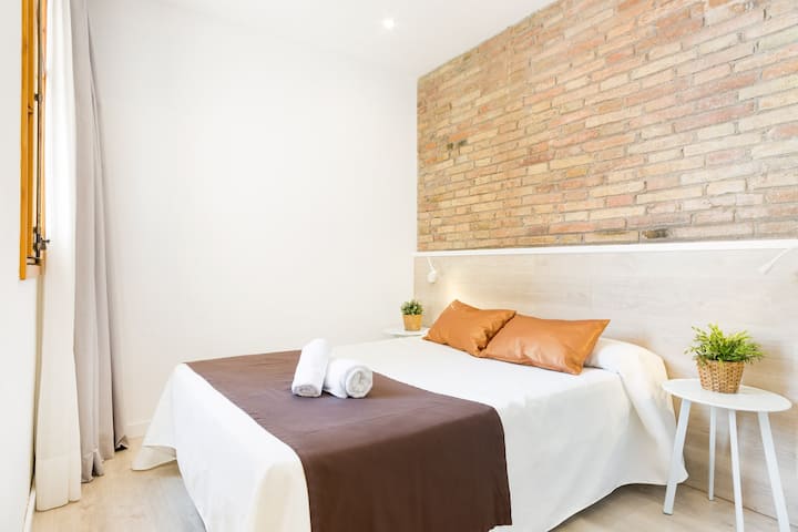 New Apartments In Sagrada Familia - Barcelona