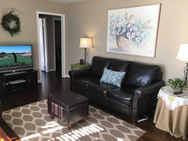 Modern Home In The Center Of It All - Location, Location, Location! - Nashville, TN
