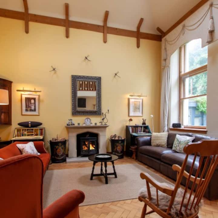 Ruggles Cottage, Comrie Perthshire - Loch Tay