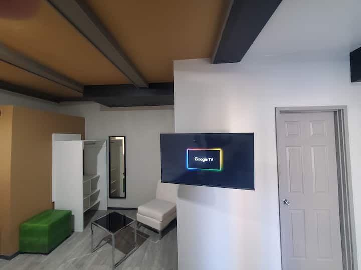 Our Charming Studio:.: - Rockford, IL