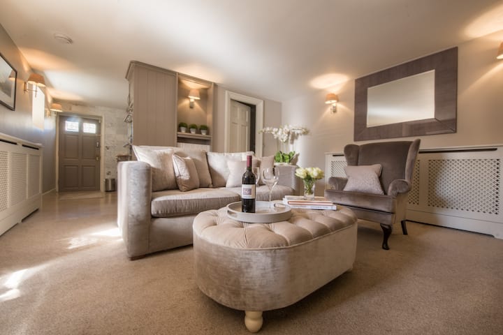 Stunning Central Harrogate Apartment Secluded Spot - Harrogate