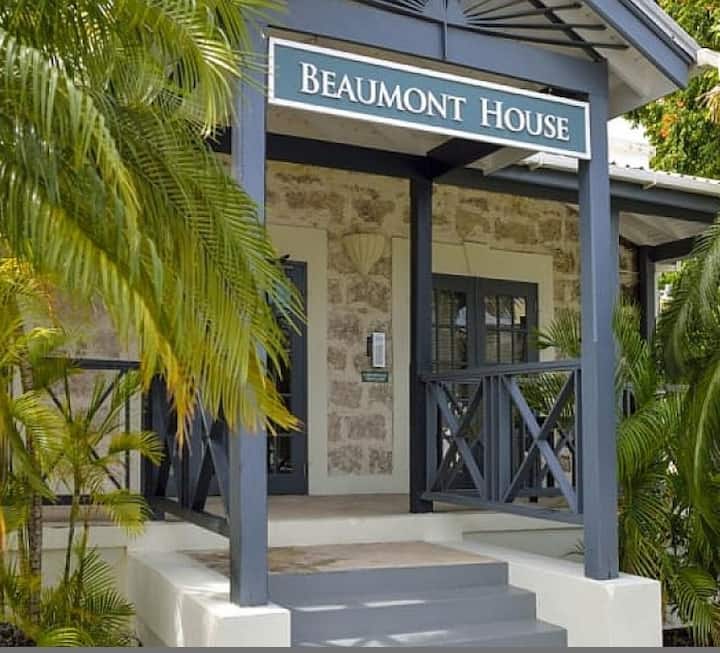 Beaumont Apt 6- Lovely 2 Bed Rental Near The Beach - Barbade