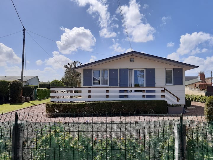 Gite Proche De La Mer. Plage Du Débarquement - Arromanches-les-Bains