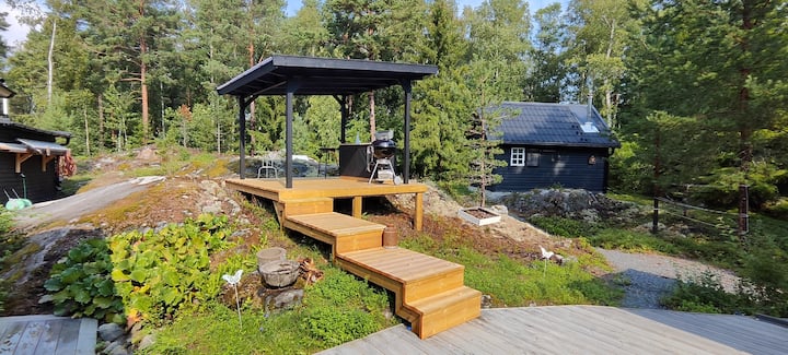 Lugnt Och Mysig Läge Med 200 M Till Havet. - Östhammar