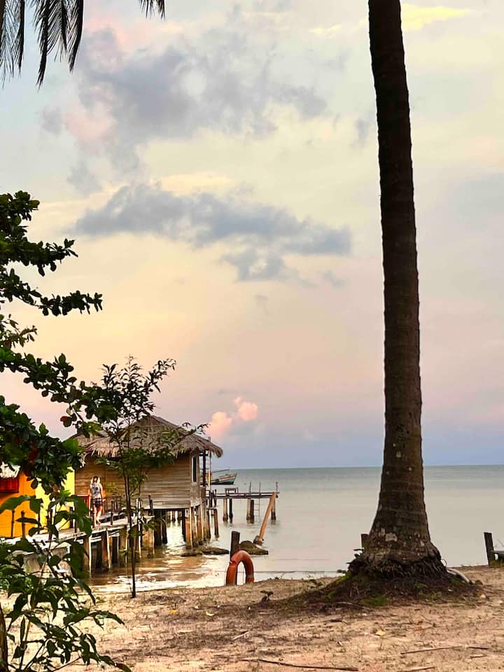 Comfortable Guesthouse With Beach Views - Phú Quốc