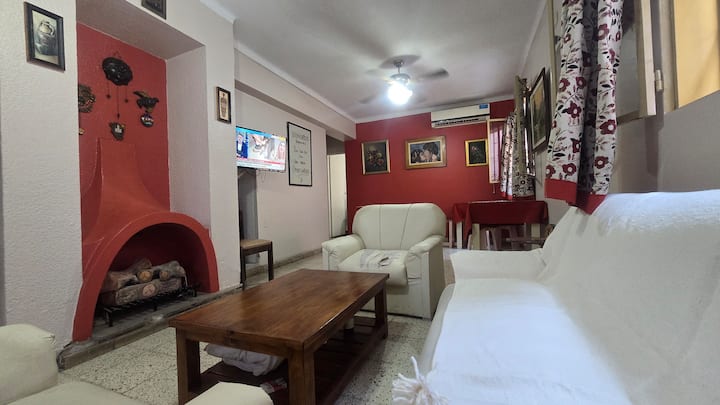 Habitación Naranja (Familiar), Desayuno Incluido - Tucumán