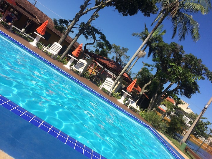 Chalé Em Ponta Das Canas - Florianópolis - Sc - Florianópolis