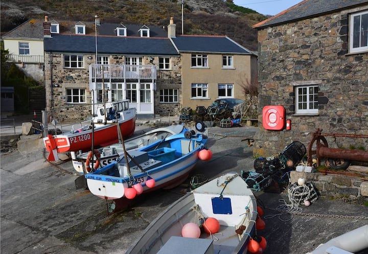 Fisherman's Loft At Island View, Mullion Cove - Porthleven