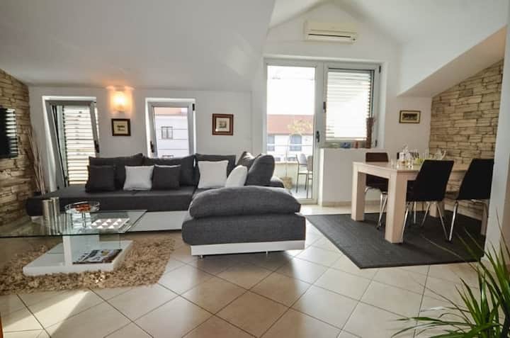 Apartments Dragica, (16561), Rovinj, Hr - Rovinj