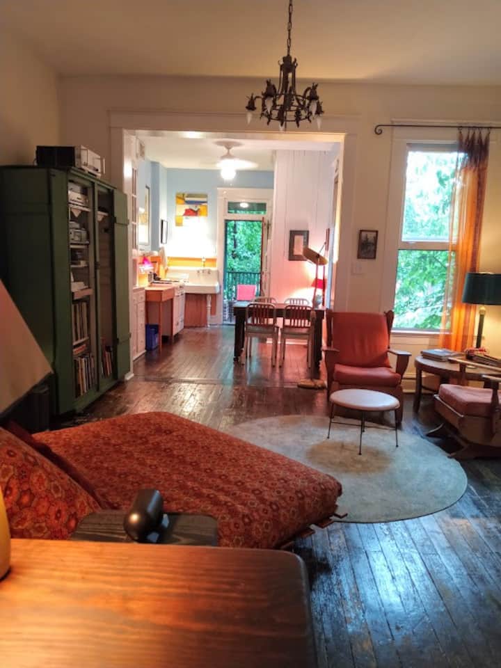 Tree Top Loft In Vibrant Historic Soulard - River City Casino Hotel