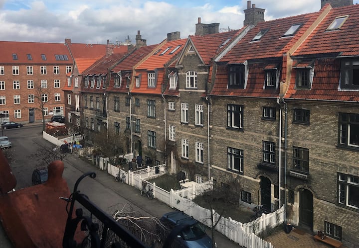 1. Floor Flat In 1908 Townhouse - Copenhaguen