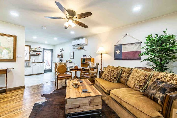 Lonestar/fp/2kings/near Frwy, Med, Ttu/590mbps - 러벅