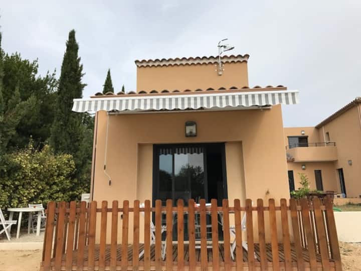 Charmante Maison Dans Une Propriété Privée - Fontvieille