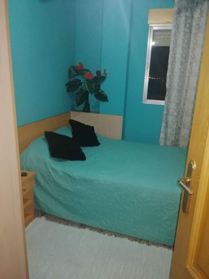 Habitación Cama Grande - Málaga