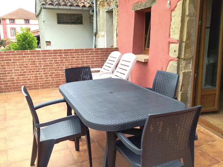 Huge 3 Storey Stone House In Natural Area! - Ramales de la Victoria
