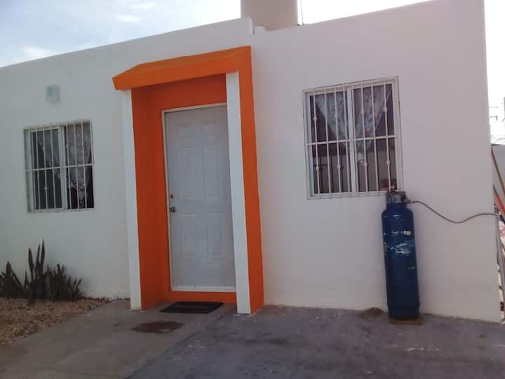 Casa Independiente ,Amplia Y Muy Cómoda. - Mérida