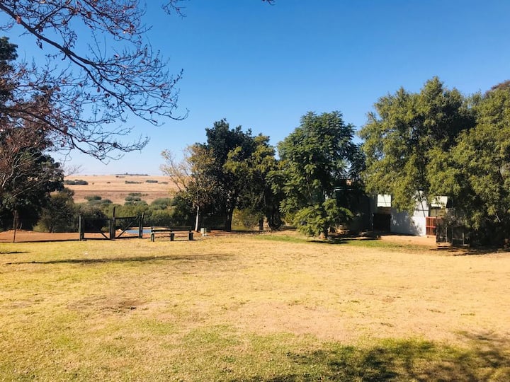 420 Friendly, Tranquil, In The Heart Of The Cradle - Hekpoort