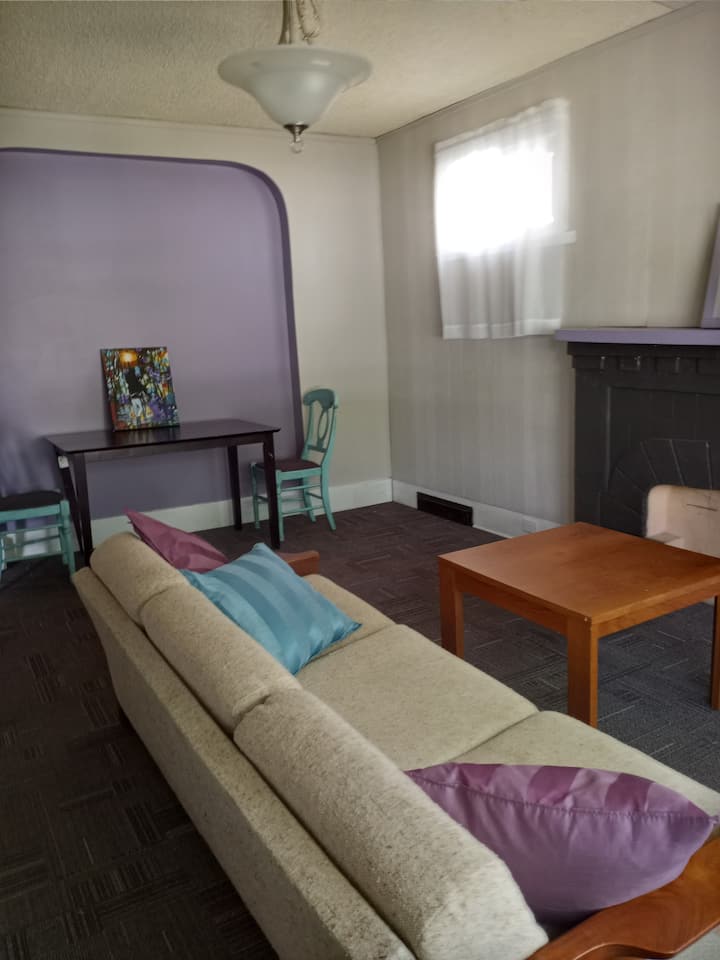 Charming Main Floor Victorian Home - Calgary