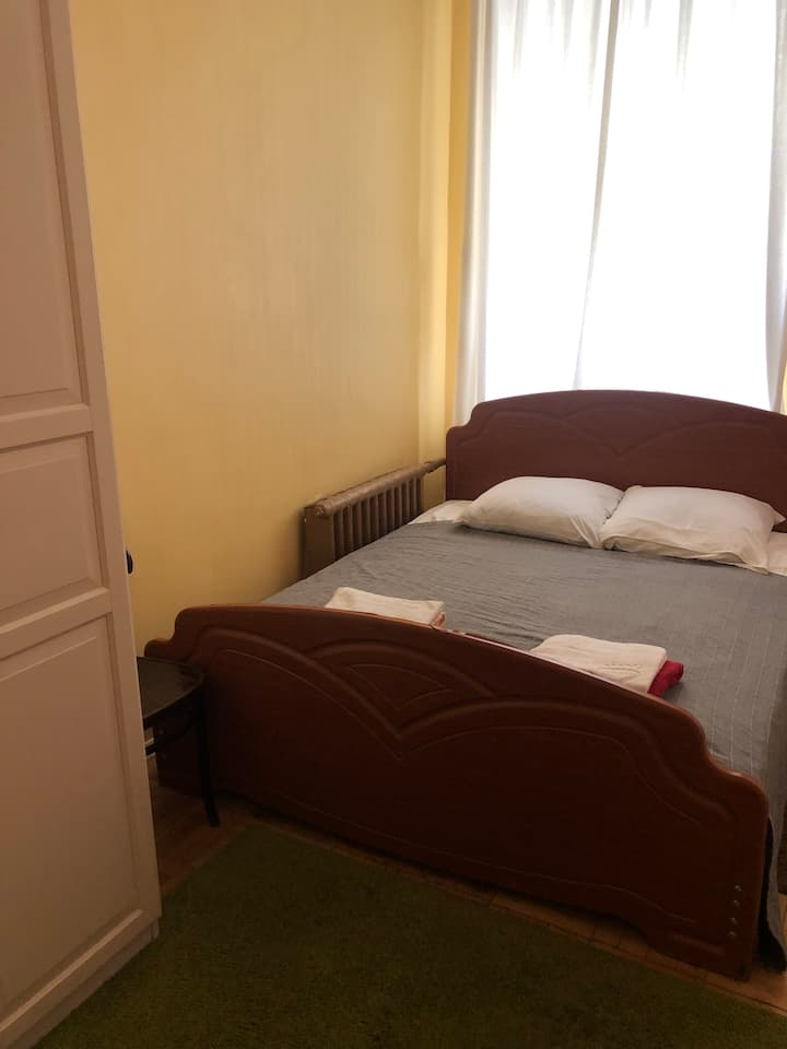 Old Flat Hostel Na Sovetskoy - San Pietroburgo