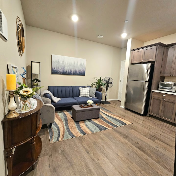 In-law Suite W/ Private Entrance - Washington