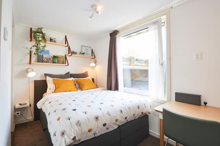 Fantastic Spot In City Center, Jordaan! -