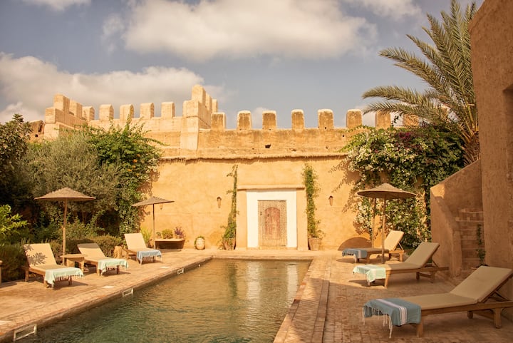 Riad Avec Piscine, Personnel Et Jardin Privatif - Taroudant