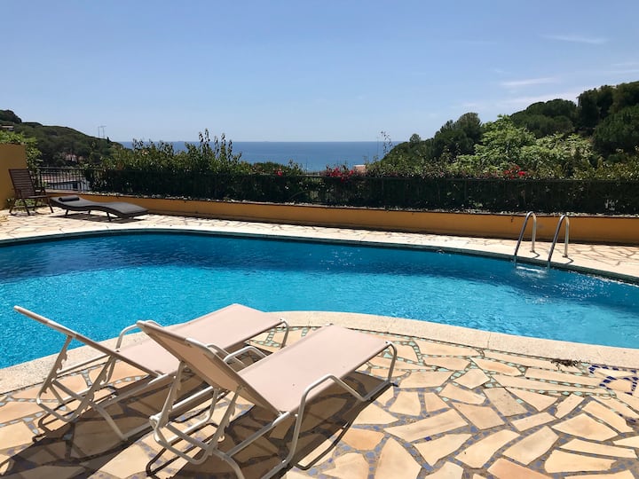 Pool And Sea View Apartment At La Villa Mariposa - Arenys de Munt