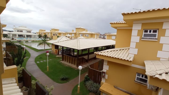 Casa Em Condomínio Fechado. - Laguna