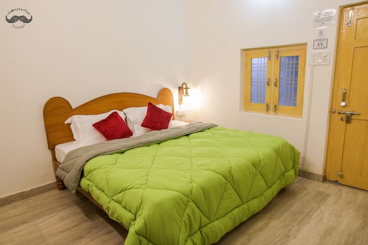 Moustache Khajuraho | Deluxe Private Room Ac - Khajuraho