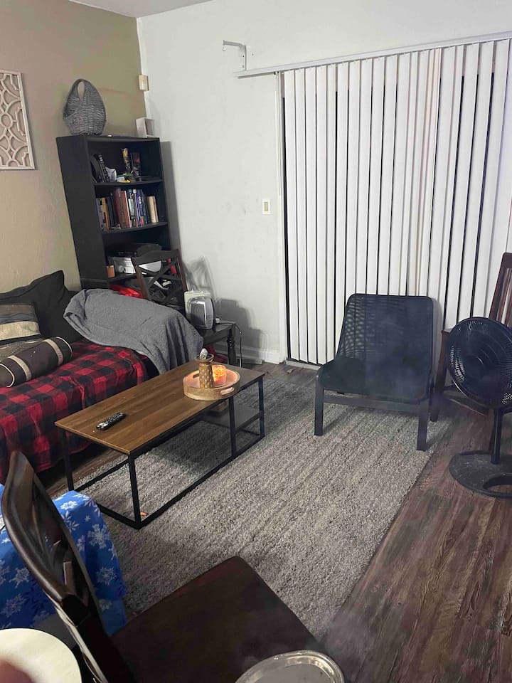 Townhouse Next To Mall And Interstate - Tallahassee, FL