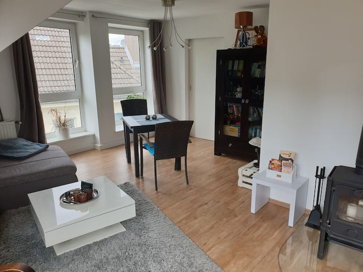 Helle Dachgeschosswhg. Nähe Hamelner Innenstadt - Hameln