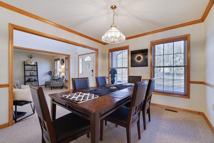 Luxury Spacious Home With Free Amenities! - Kalahari Indoor Waterpark, Pocono Manor