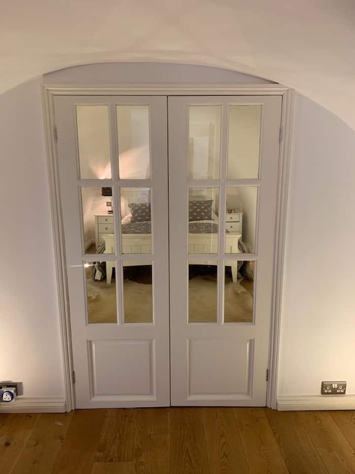Boutique Bath Apartment With 2 Beautiful Bedrooms - Bath