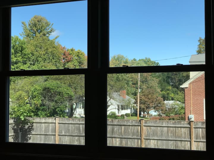 Master Suite In Unique, Spacious Home - Northampton, MA