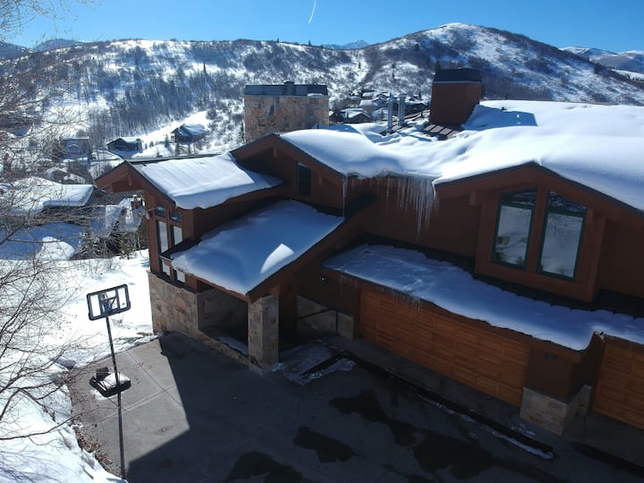 Deer Valley Retreat-6bd- 12ppl- Hot Tub, Mins2ski - Park City, UT