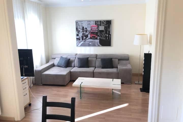 New! 110m2 Apartment For 5 People In Pedralbes - Barcelona