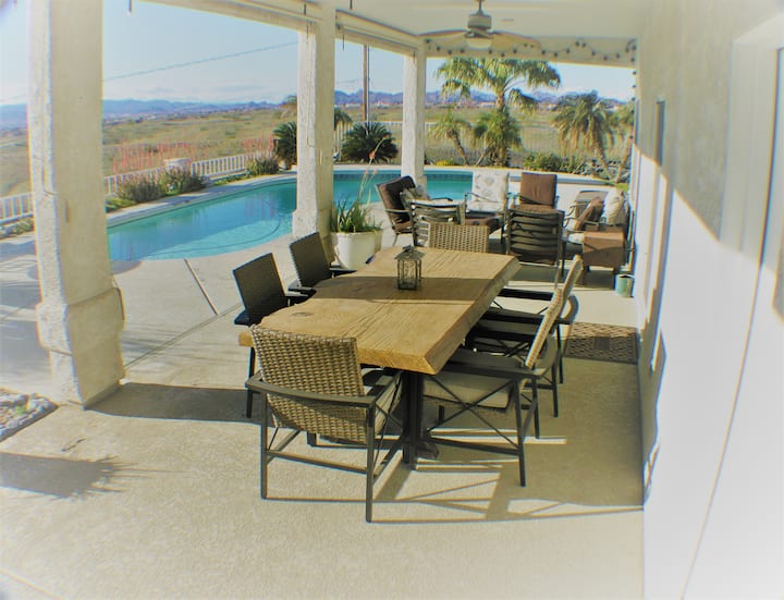 The Desert View-amazing Lake/mtn View - Pool Home - United States