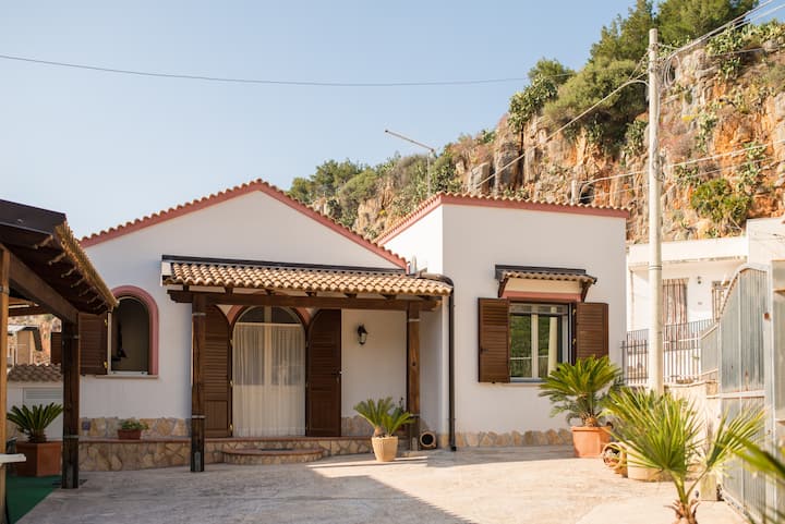 Holidays In Baglio Scurati - Aurora - Custonaci