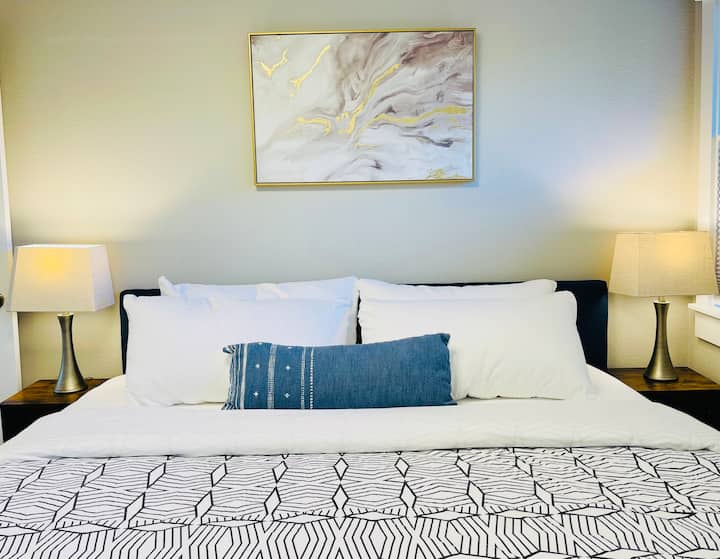 Peaceful Remodeled 3brw/king Bed+bbq/spacious Deck - Tigard, OR