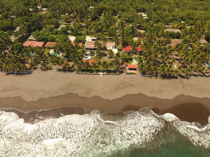 Playa Metalio Beachfront House - Houses for Rent in Playa Metalio ...