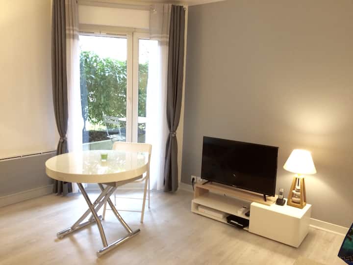 Appartmt Studio A 2 Pas De "La Defense" / Terrasse - Neuilly-sur-Seine